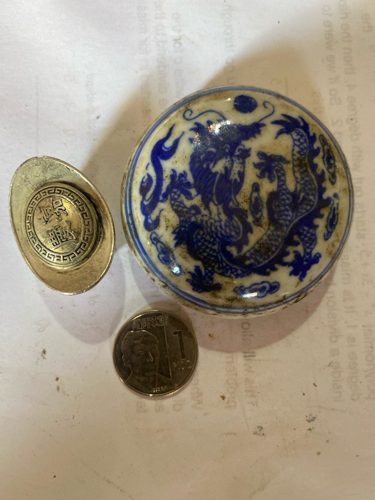 Old porcelain and ingots, Hobbies & Toys, Memorabilia & Collectibles ...