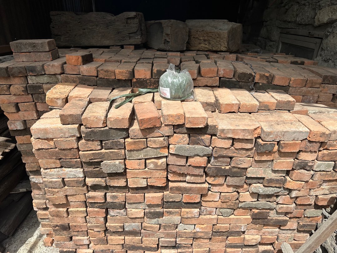 Original Antique red Bricks tisa century old came from century old ...