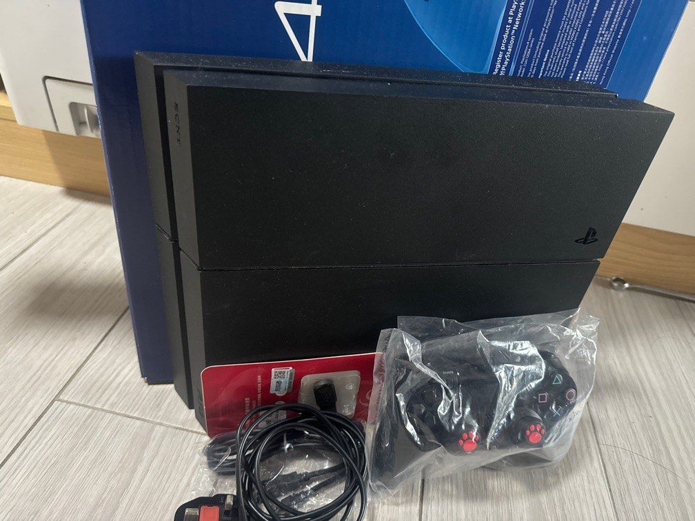 PS4 12型號 2TB SSD 黑色主機 9.0系統內置入滿海量遊戲開心玩，也可以自己下载所有PS4 Full Game 補丁 DLC 安裝 ...
