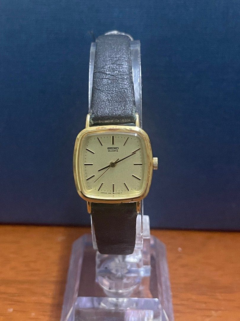 Seiko Tank Watch, Women's Fashion, Watches & Accessories, Watches on Carousell