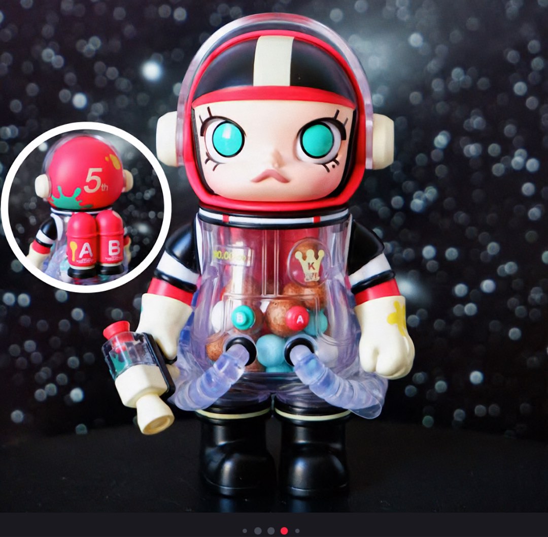 Space Molly Mega 100% Series 3-GRAFFITI, Hobbies & Toys, Toys & Games ...