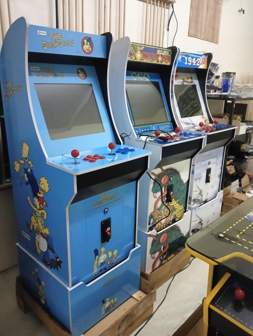 Video Game Arcade Machine, Sports Equipment, Sports & Games, Billiards ...