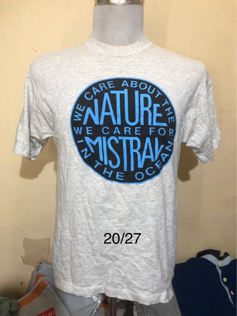 vtt, Luxury, Apparel on Carousell