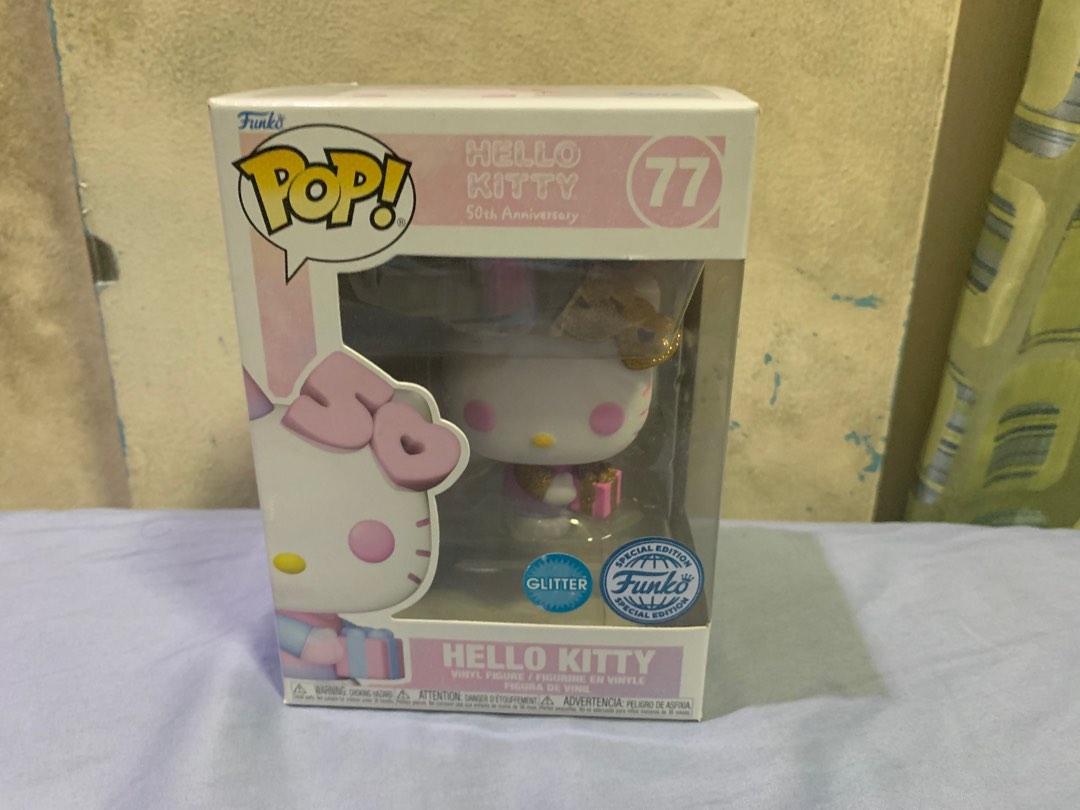 (WITH FREEBIE) HELLO KITTY 77 GLITTER SE FUNKO, Hobbies & Toys, Toys ...