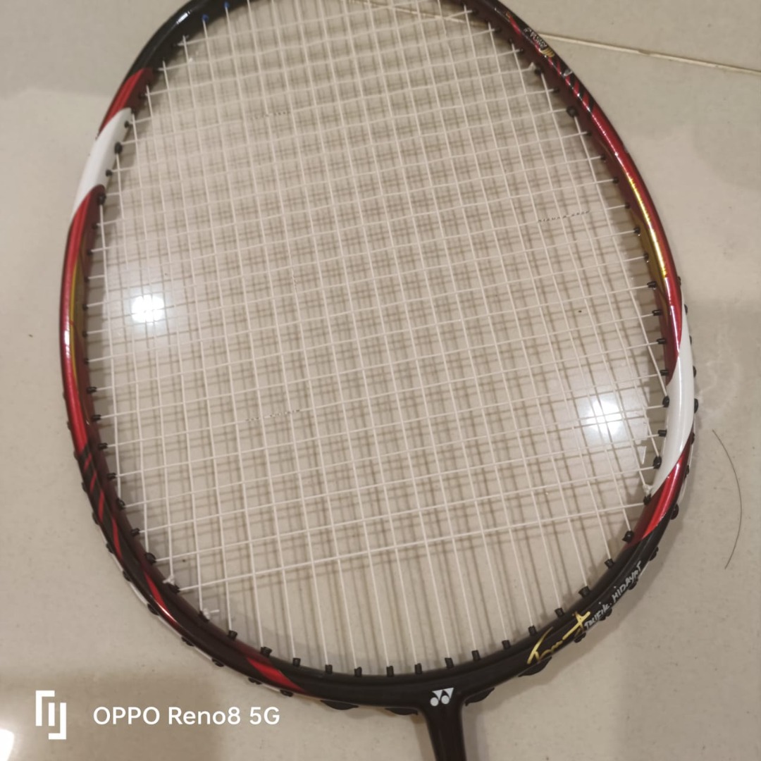 Yonex Badminton Racket Arcsaber z-slash, Sports Equipment, Sports ...