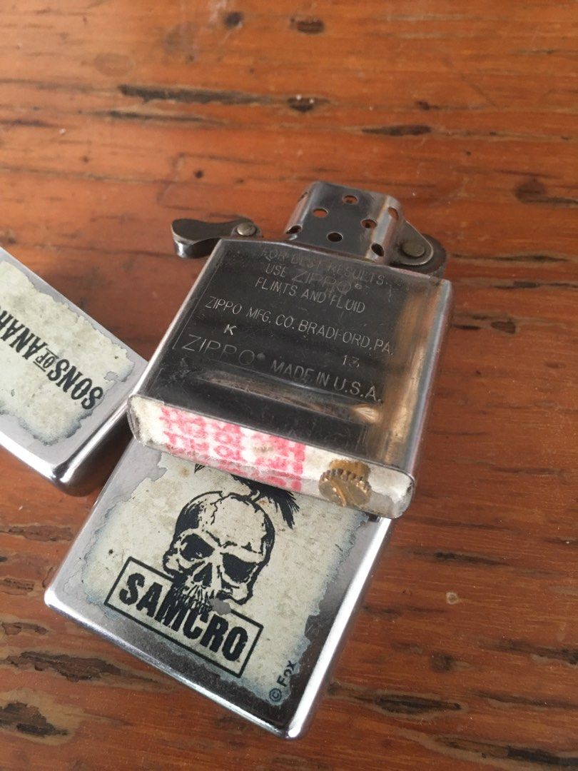 zippo sons of anarchy original 2nd, Fesyen Pria, Aksesoris, Lainnya di Carousell