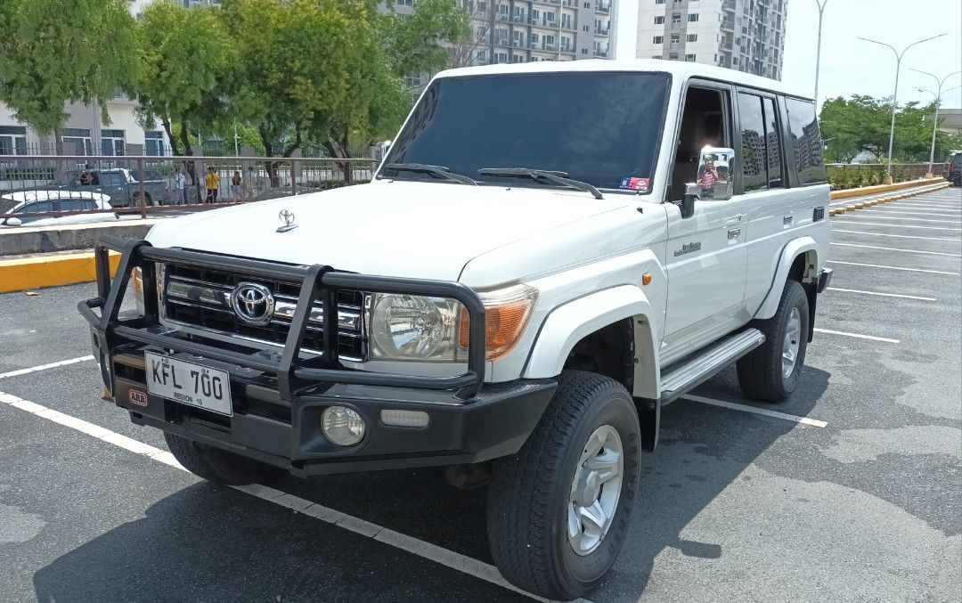 2011 toyota land cruiser lc76 diesel m/t alt landrover range rover ...