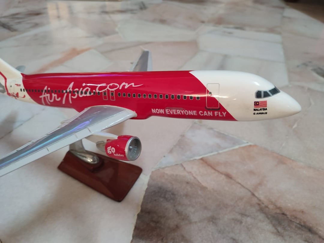 AirAsia Airbus A320 Model, Hobbies & Toys, Toys & Games on Carousell