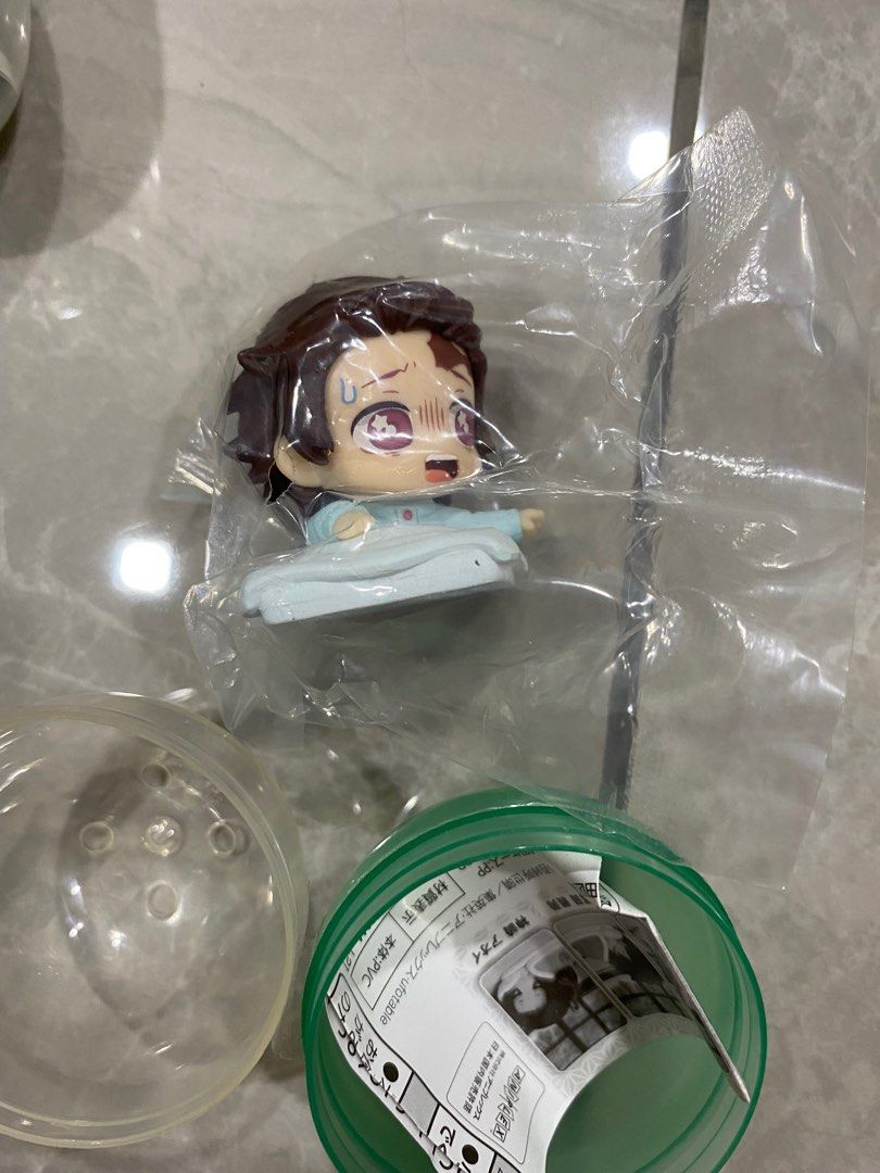 Bandai Demon Slayer Gachapon Sleeping Tanjiro Sick Crying, Hobbies ...