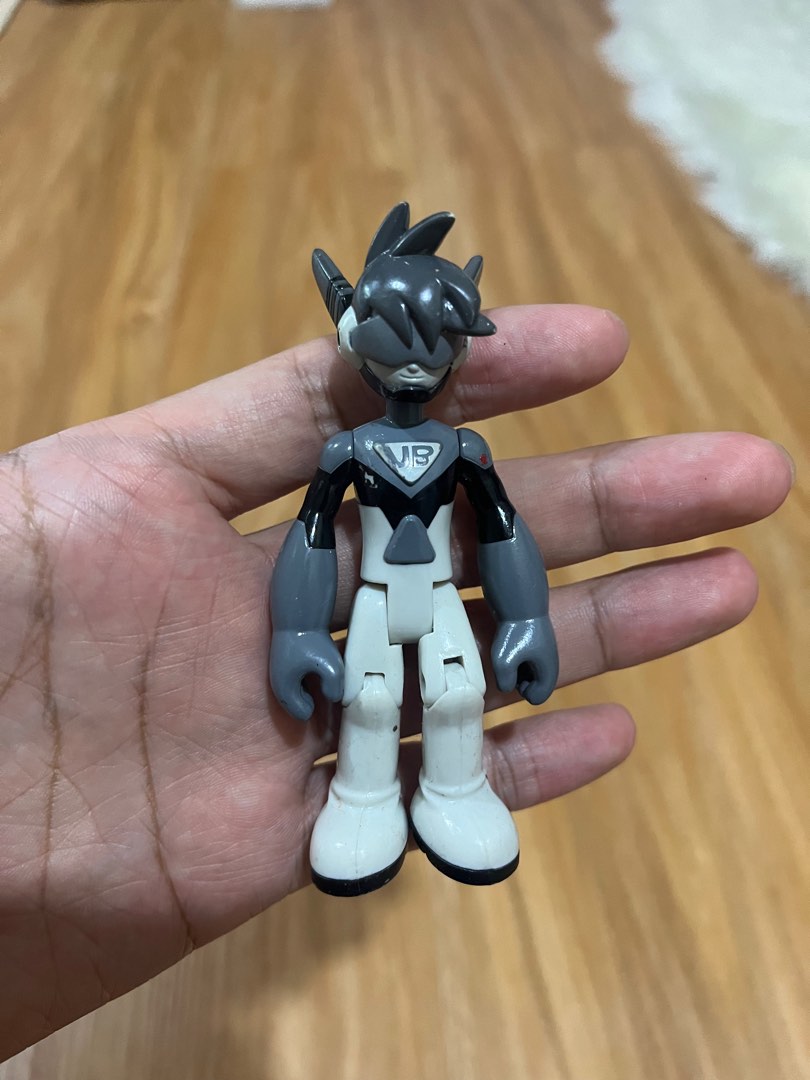 Ben 10 Ultra Ben, Hobbies & Toys, Toys & Games on Carousell