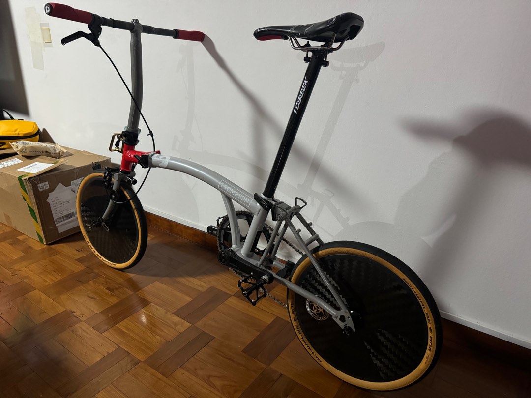 Brompton Chapter 3 v4 8.5kg single speed mod with praxis carbon crank ...
