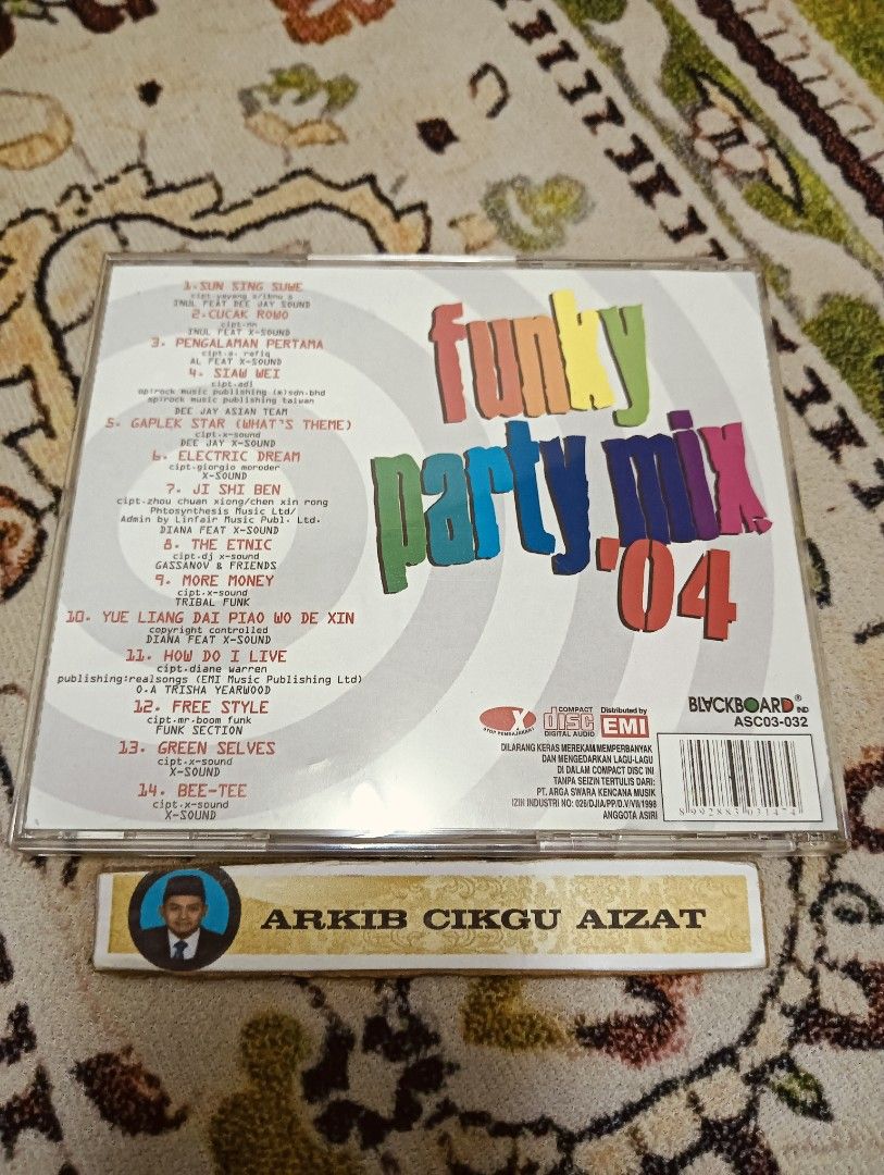 CD FUNKY PARTY MIX '04, Hobbies & Toys, Music & Media, CDs & DVDs on ...