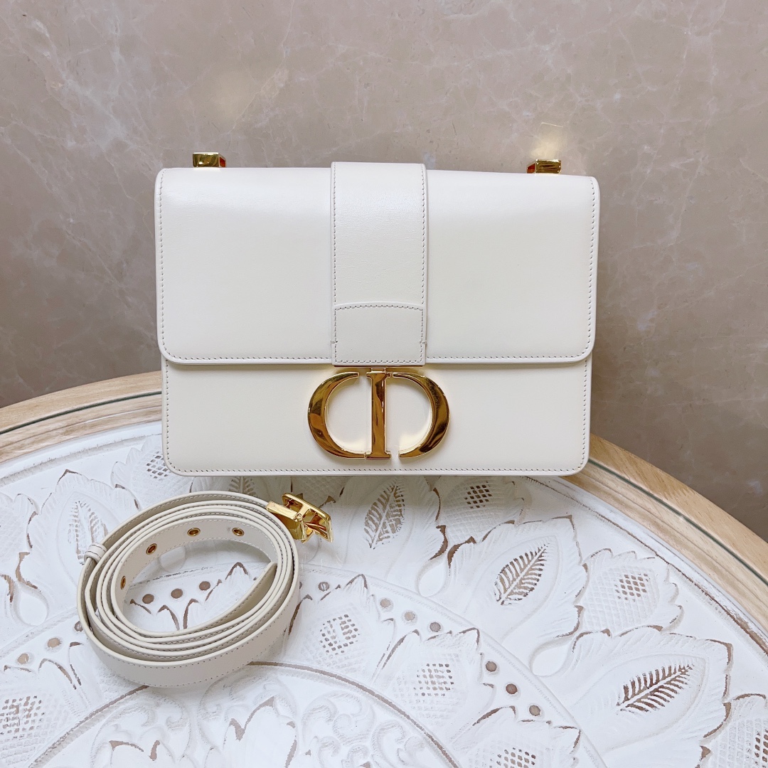 Christian Dior 30 Montaigne Handbag, Luxury, Bags & Wallets on Carousell