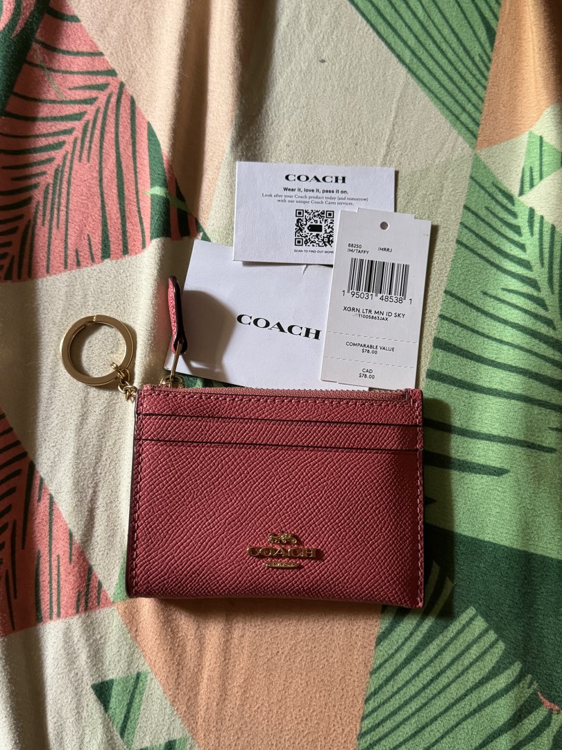 Coach Card Holder Wallet, Women's Fashion, Bags & Wallets, Wallets ...