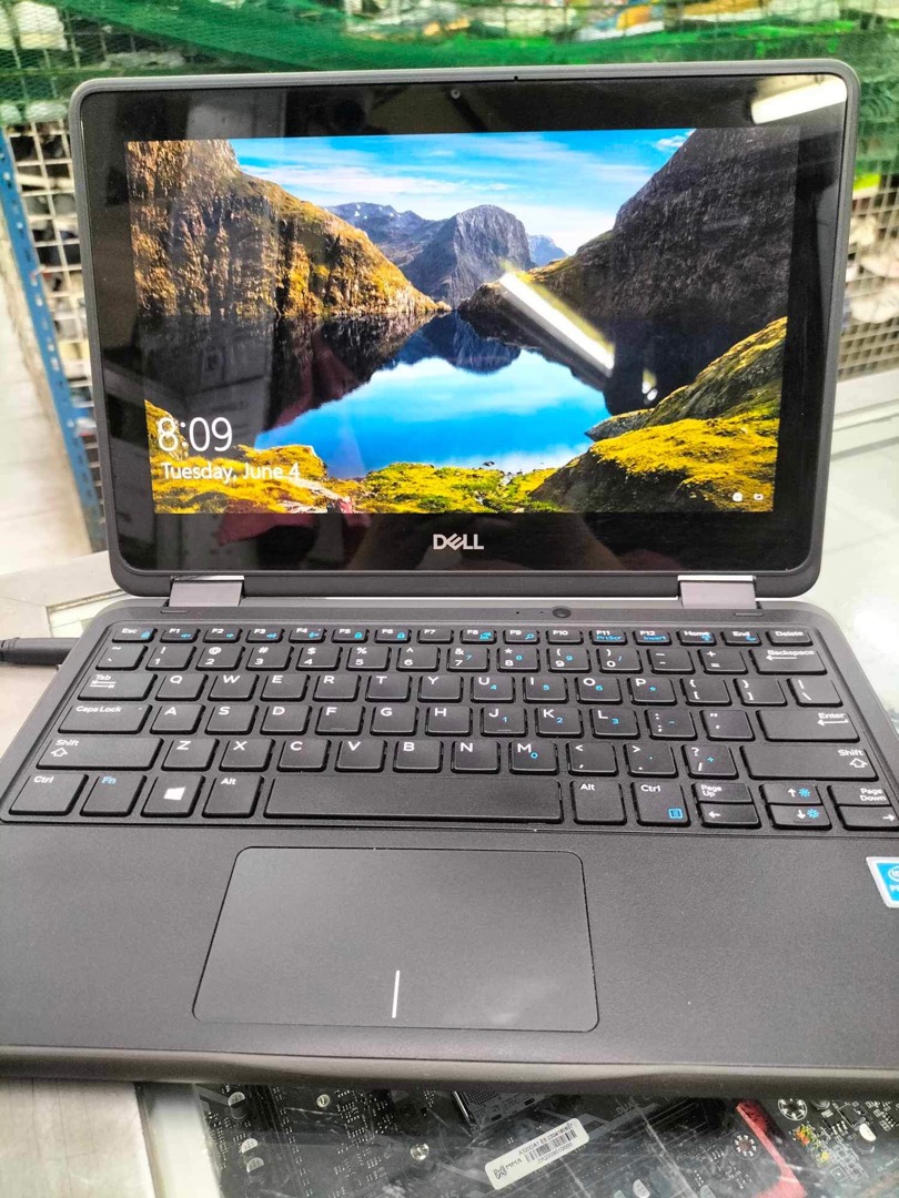 Dell 3189, Computers & Tech, Laptops & Notebooks on Carousell