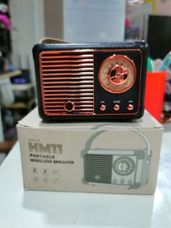 Polaris V8 Portable Bluetooth Speaker with FM Radio, Micro SD Mp3 Player, NFC &- Removable 18650 ...