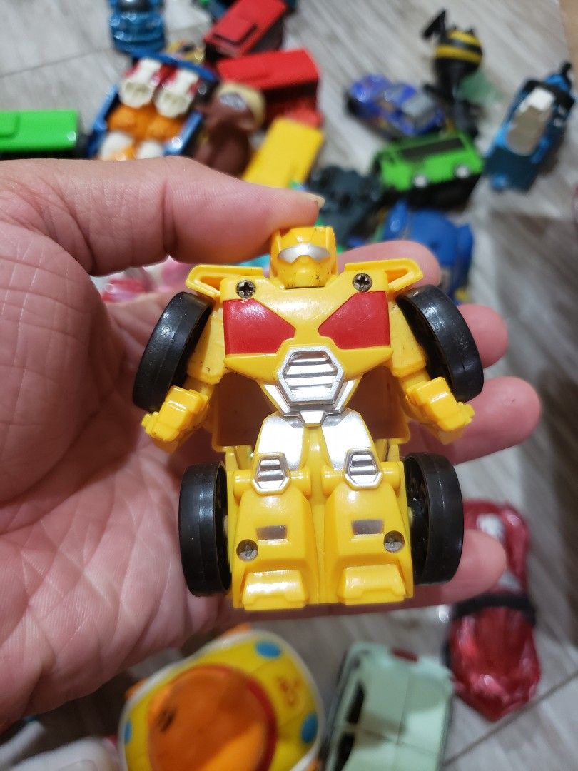 JUALAN MAINAN MOBILAN MOBIL BERUBAH ROBOT mini TOBOT AUTOBOTS AUTO BOTS ...