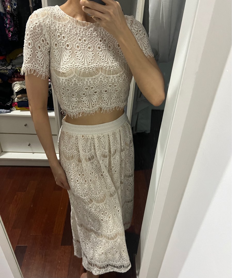 Lowela Lace Set Wear, Women's Fashion, Dresses & Sets, Sets or ...