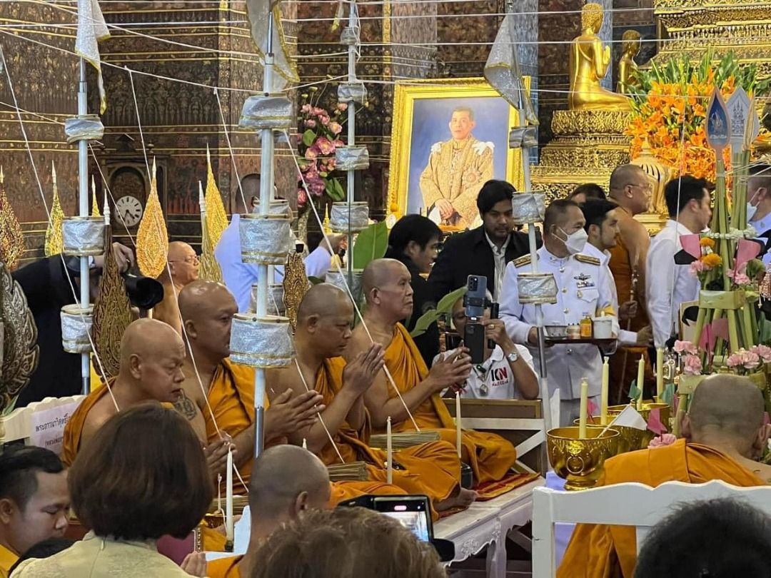 "Nawa" Phra Kring Mahamongkol 皇家药师佛 Wat Phra Chetuphon Wimon ...