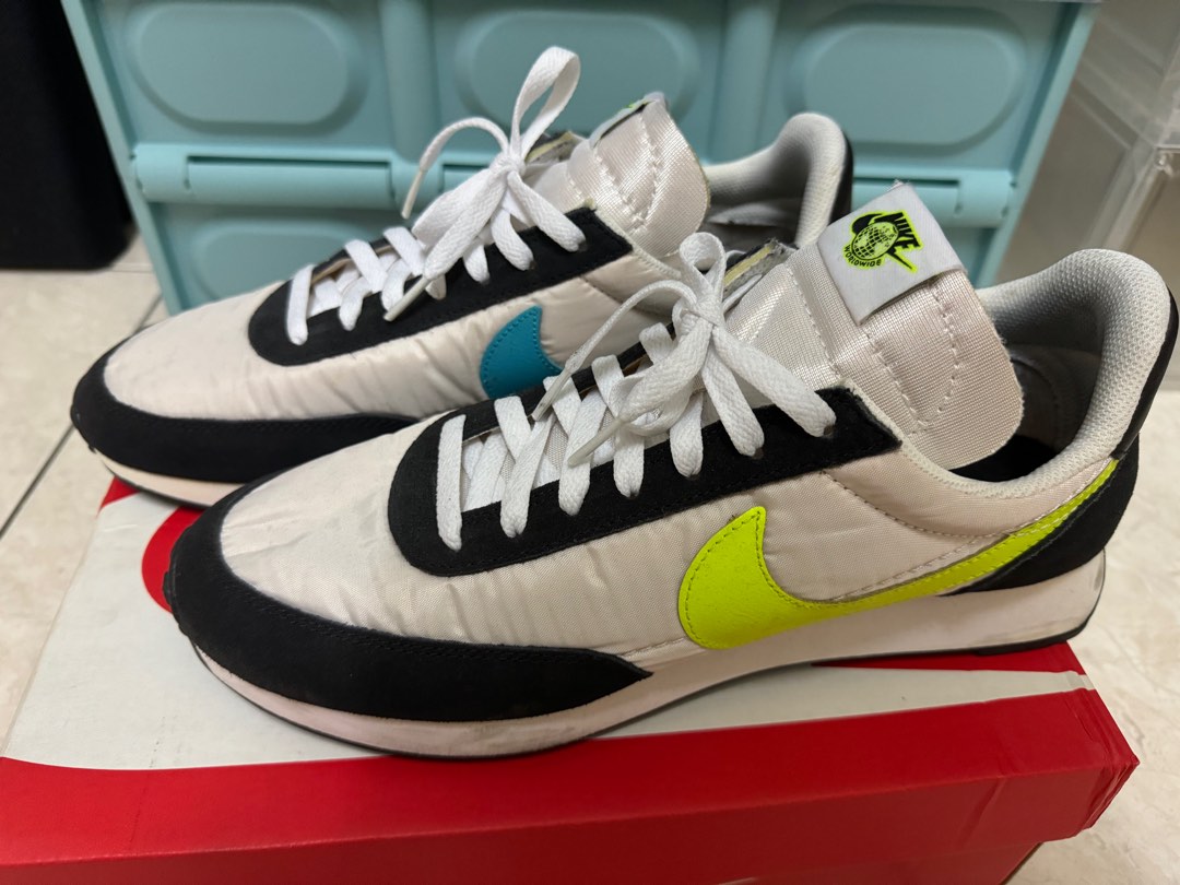Nike shoe, Men's Fashion, Footwear, Sneakers on Carousell