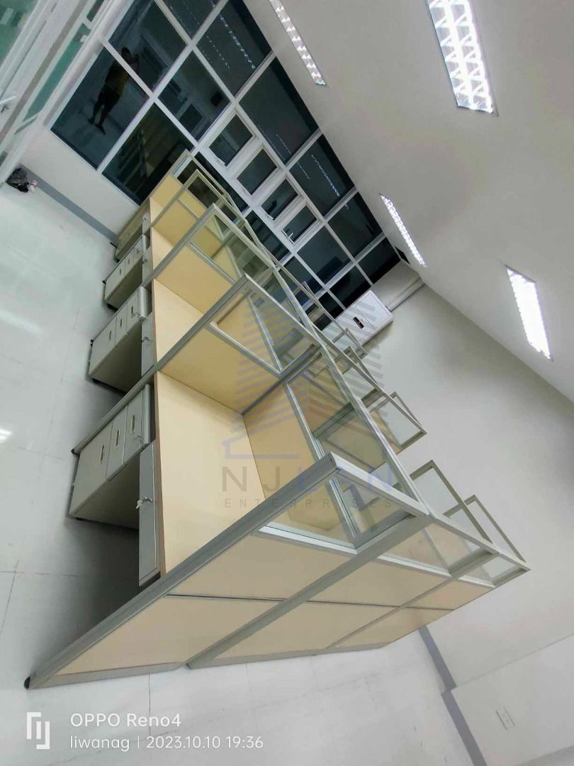 Office Cubicle Partition Working Table 09955022083, Furniture & Home ...