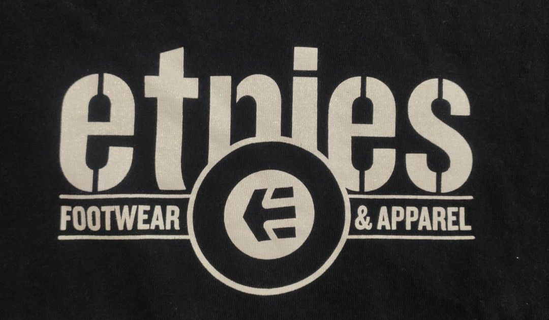 etnies logo vector
