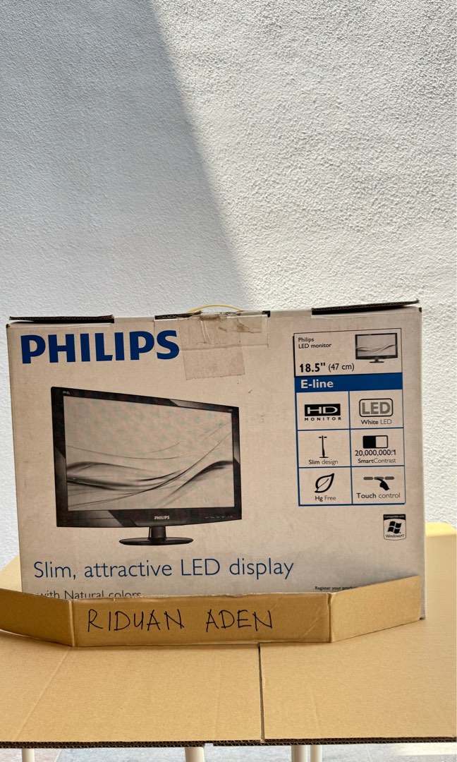 PHILIPS LED 18 inch MONITOR, Computers & Tech, Parts & Accessories ...