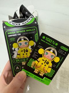 Authentic popmart Molly custom pen, Hobbies & Toys, Toys & Games on ...
