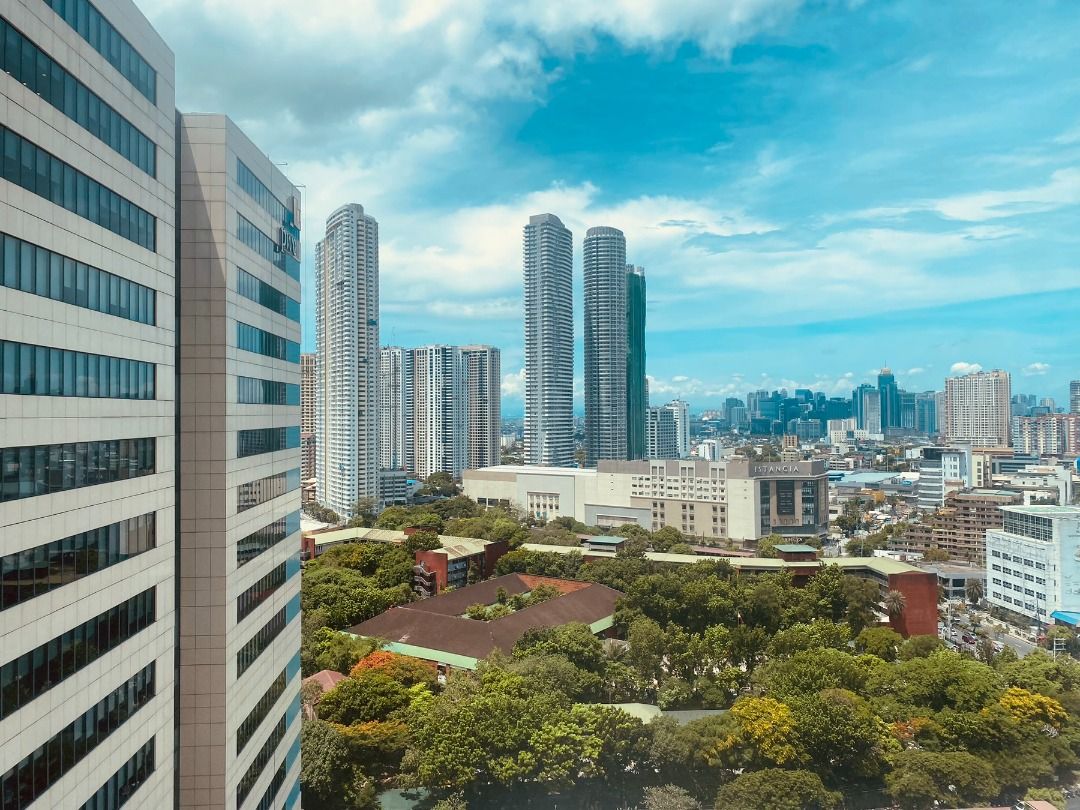 Renaissance 2000, 1BR with Parking FOR LEASE in Pasig, Property ...