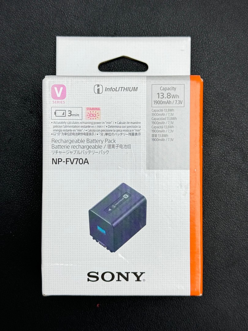 Sony NP-FV70A Rechargeable Battery, 攝影器材, 攝影配件, 電池及充電器 - Carousell