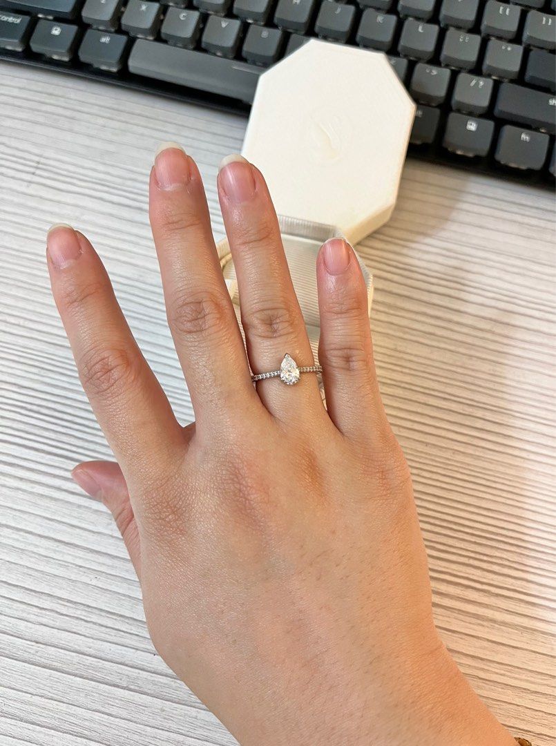 Swarovski Stilla Cocktail Ring (Size 55), Women's Fashion, Jewelry ...
