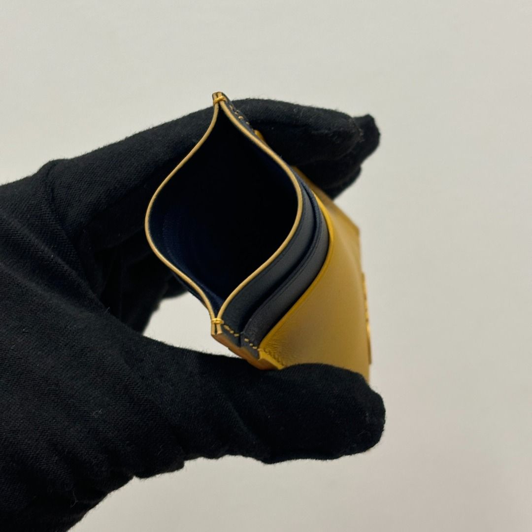 247004289 FERRAGAMO SLG GANCINI CARD HOLDER, Luxury, Accessories on ...