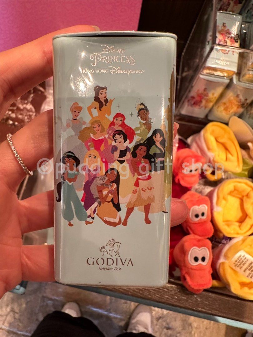 (代購) HK Disney x Godiva Princess 朱古力豆, 嘢食 & 嘢飲, 包裝食物&即食食物 - Carousell