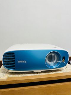 [B2890] ARMax Huge Screen Movie Projector 4.3'',Multimedia Home Theater ...