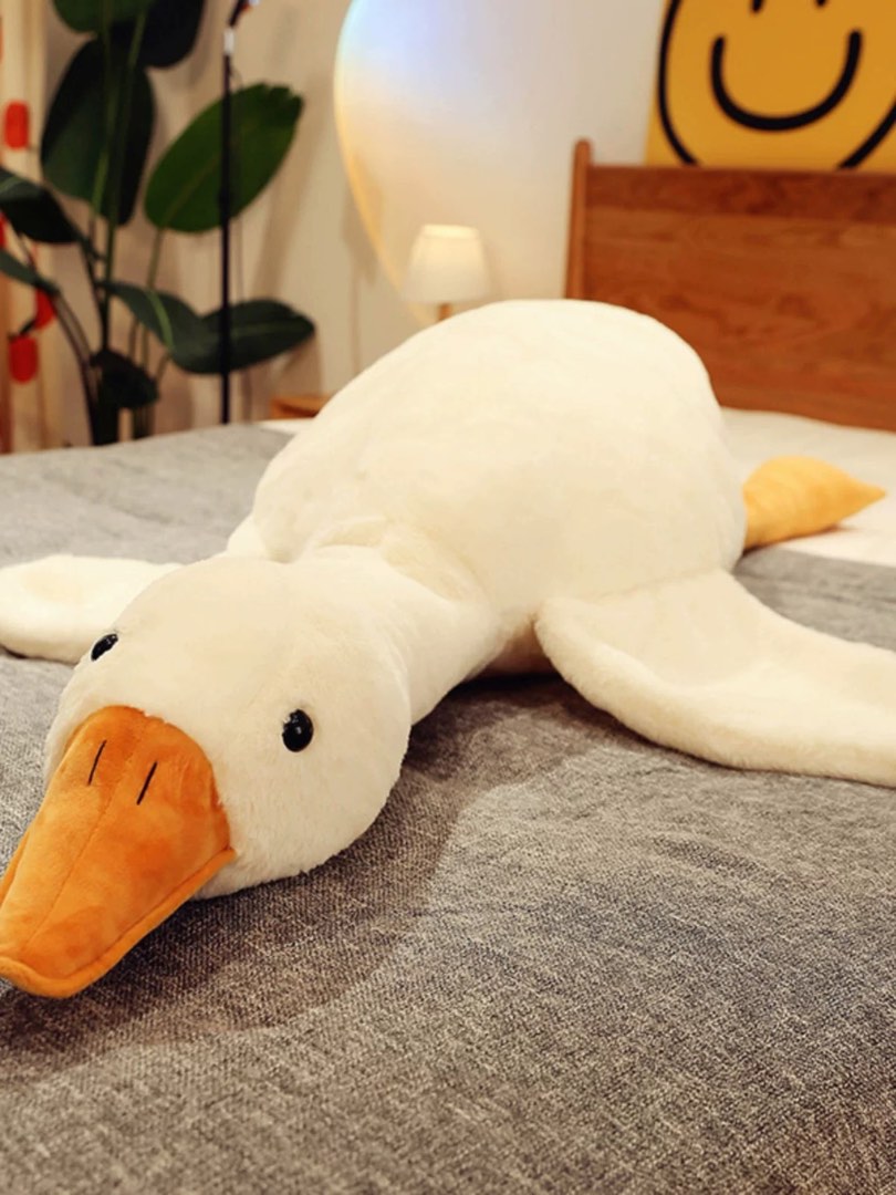 Big large huge goose plushie toy, Hobbies & Toys, Toys & Games on Carousell