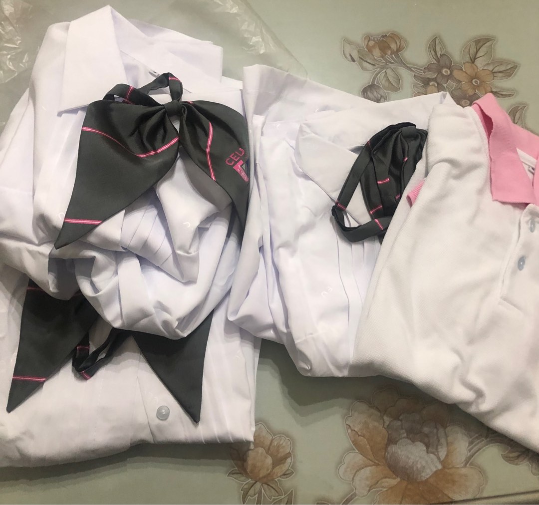 CEU daily science uniform, Looking For on Carousell