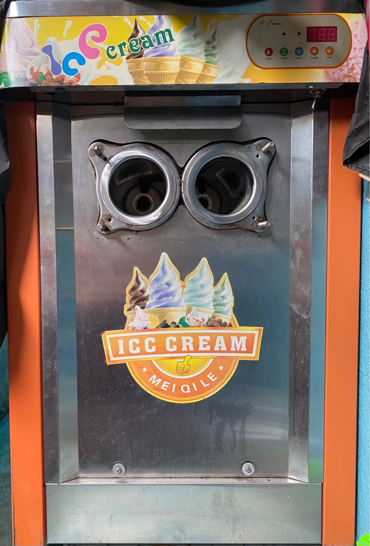 Defective Soft Ice Cream Machine, Business Services, Others on Carousell