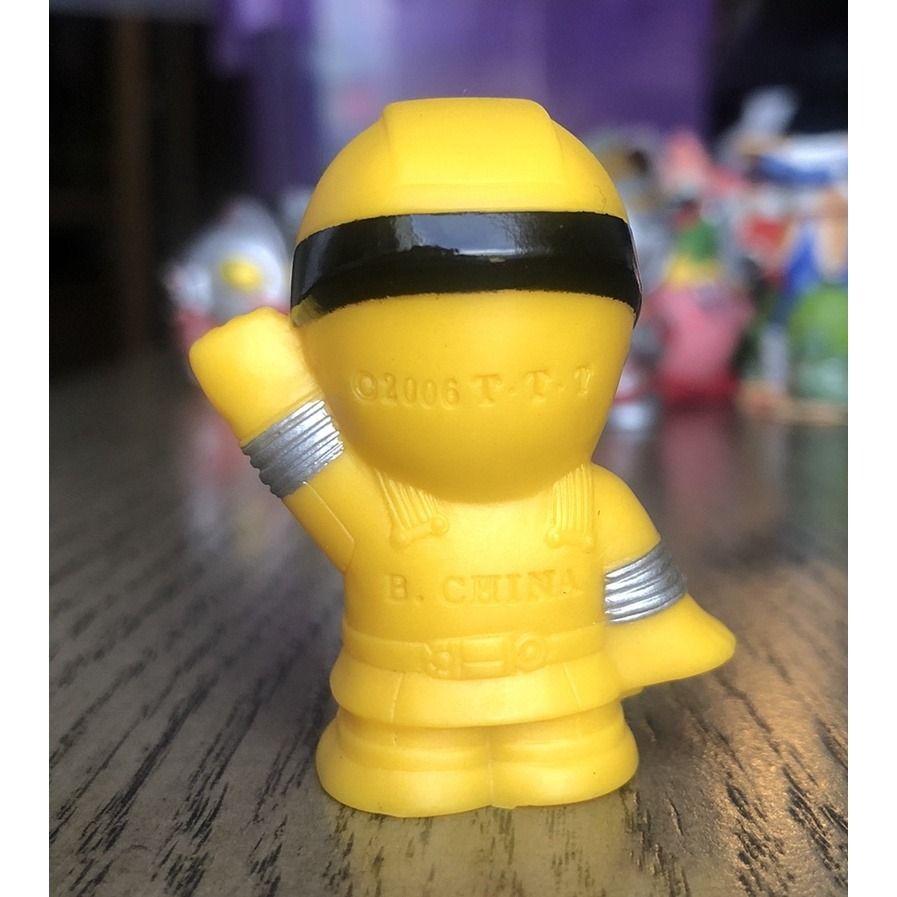 Finger Puppet - Bandai 2006 - Power Ranger GoGo Sentai Boukenger ...