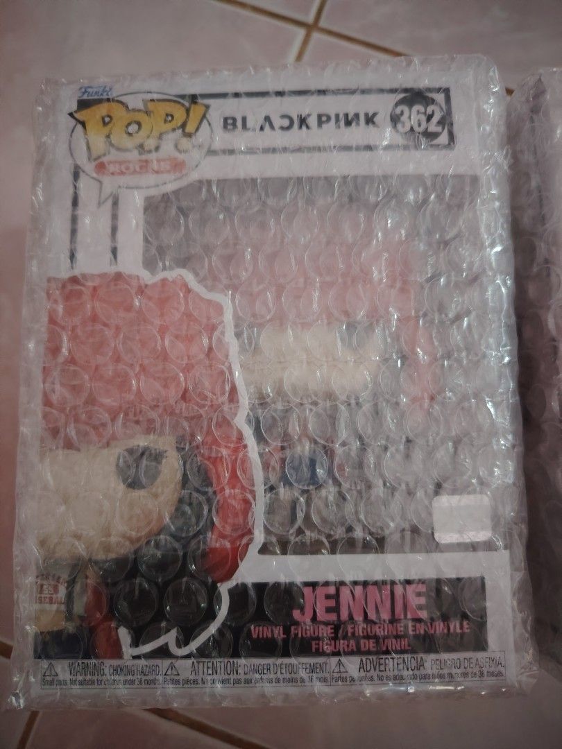 funko pop blackpink jennie lisa, Hobbies & Toys, Toys & Games on Carousell
