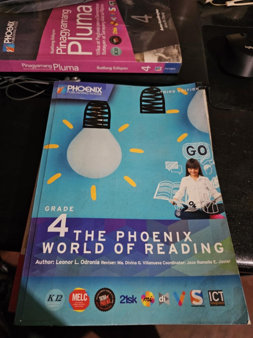 Grade 4 book Phoenix The Phoenix World of Reading 4 (3rd Edition ...