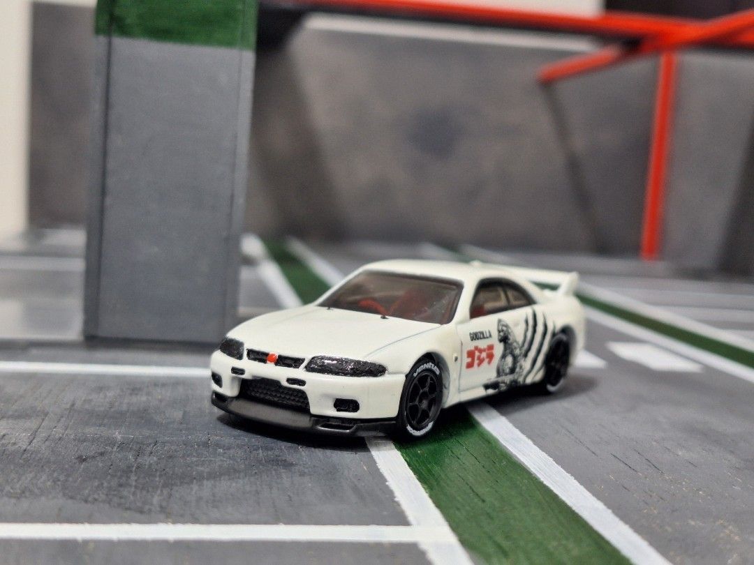Hotwheels Godzilla R33 "Premium" custom, Hobbies & Toys, Toys & Games ...