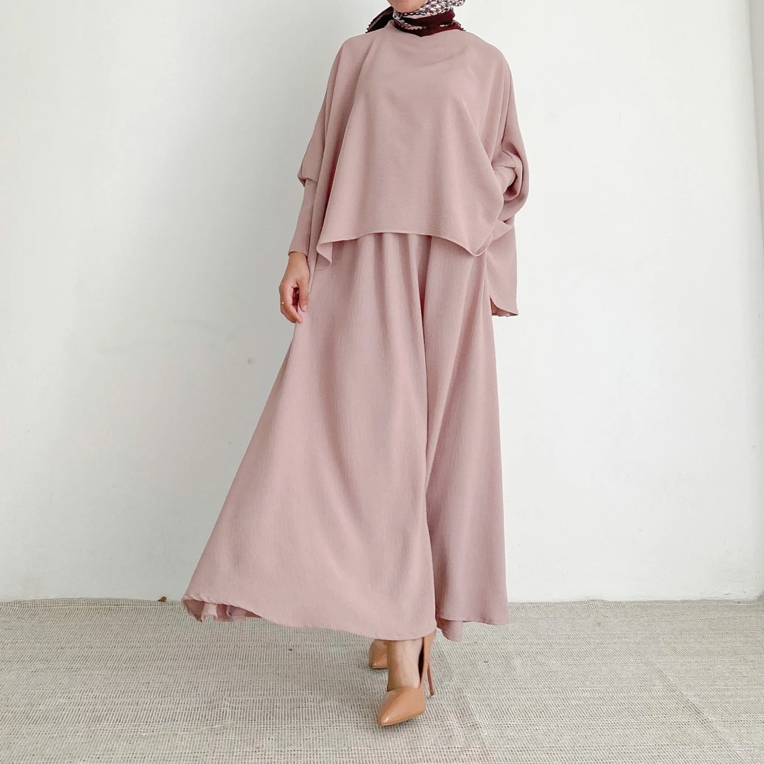 KEESAE Elle Set (Pink Nude) (Petite), Women's Fashion, Muslimah Fashion ...