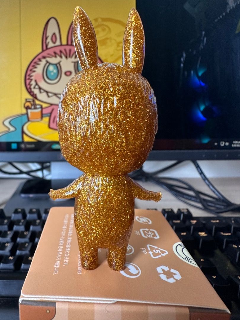 Labubu How2Work - Labubu Gold The Little Monsters Mini Series 2 ...