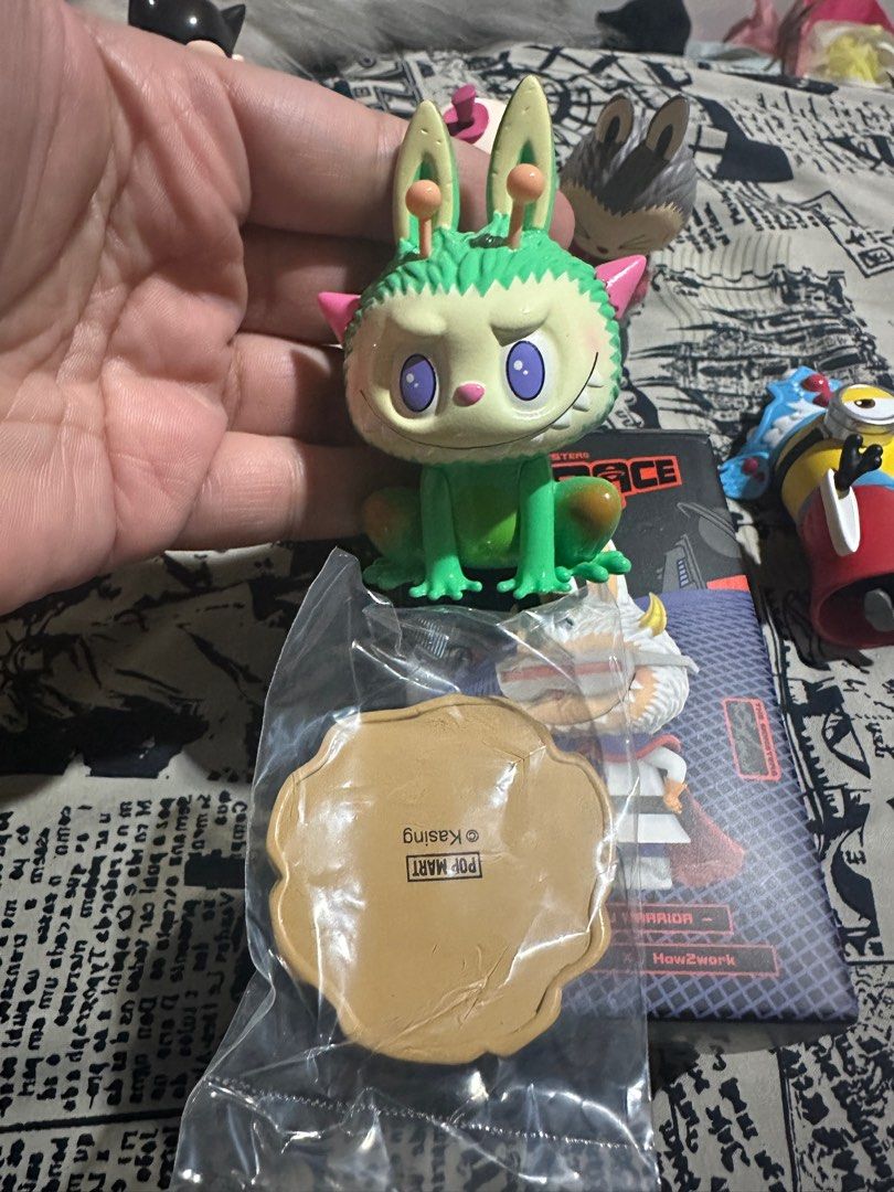 Labubu Space Aliens The Monster POPMART, Toys & Collectibles, Mainan di ...