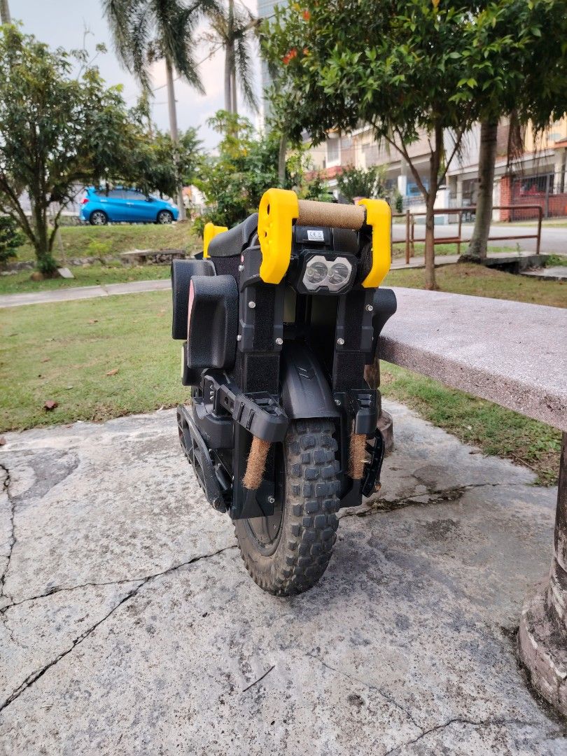 Leaperkim Patton 2023 electric unicycle, Sports Equipment, Sports ...