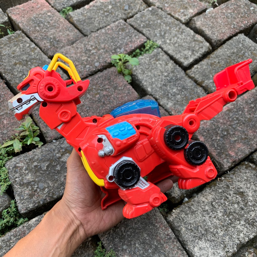 Mainan Playskool Heroes Transformers Rescue Bots Heatwave The Dinobot ...