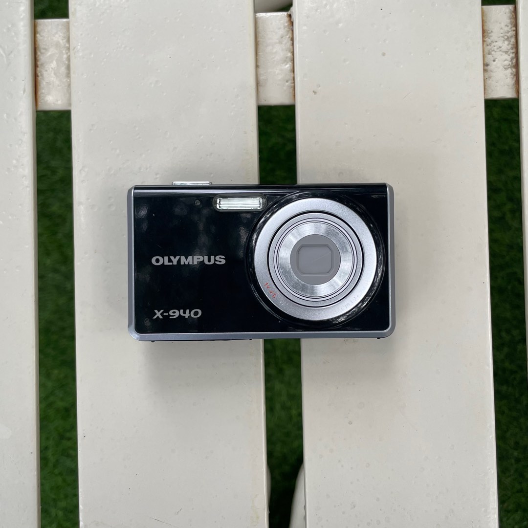 Olympus X-940 digital camera, Photography, Cameras on Carousell