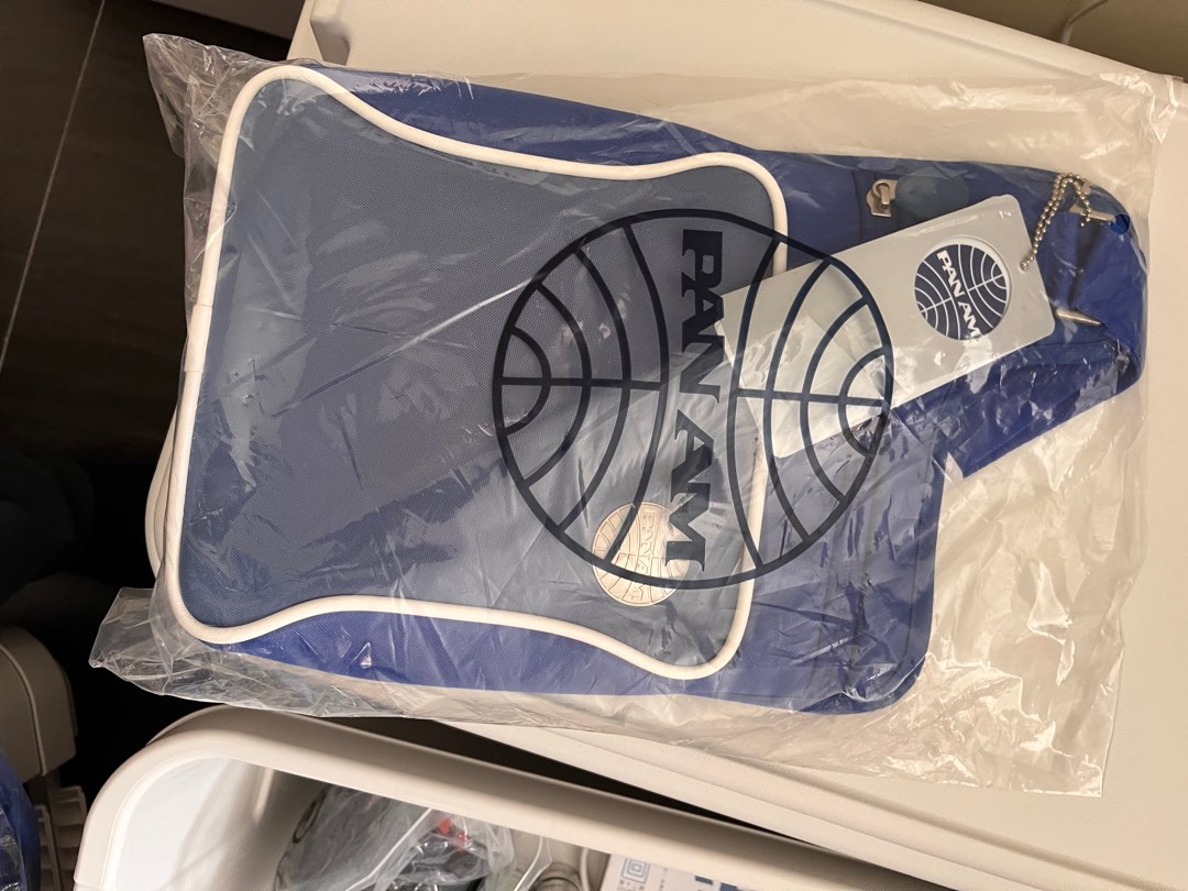 Pan am 單肩背囊 backpack, 運動產品, 其他運動配件 - Carousell
