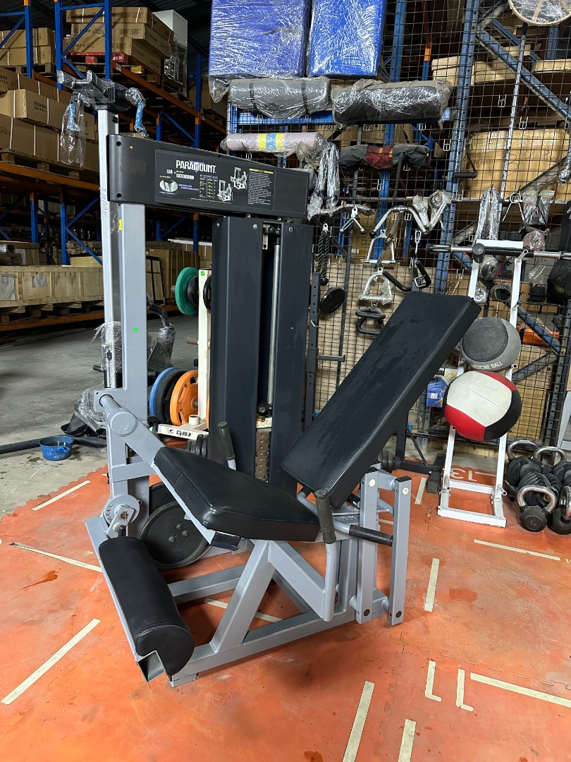 PARAMOUNT LEG EXTENSION Machine Muscles Gym Equipment, Sports Equipment ...