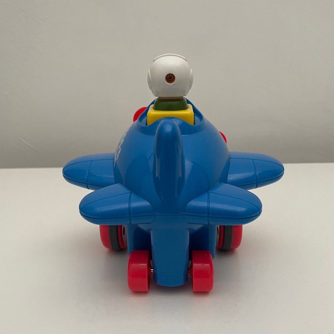 Press and Dash Plane, Hobbies & Toys, Toys & Games on Carousell